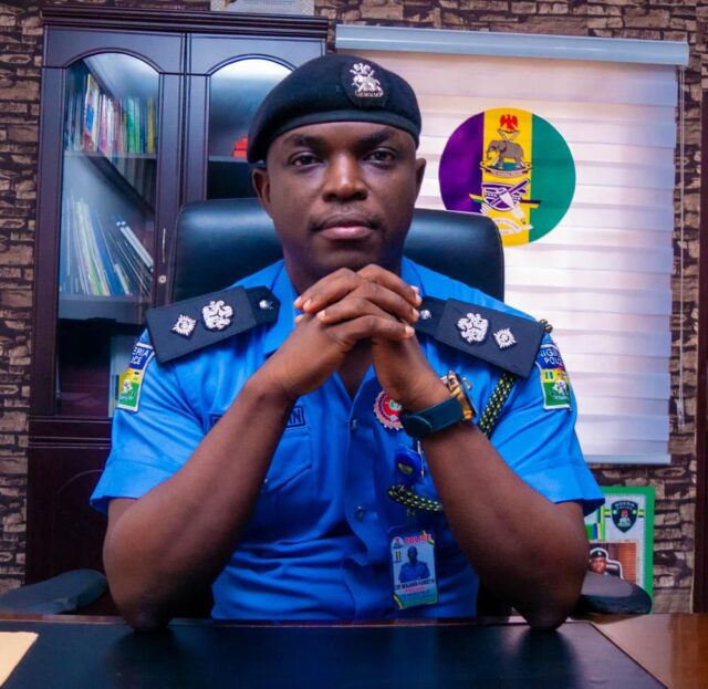 Don’t Fight Criminals, Save Your Life First, Police Advise Nigerians ...